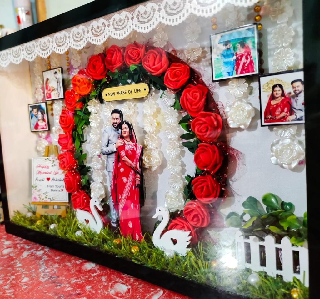 Miniature Frame With Lights - 3d Customised Wedding Photo Frame - Craft ...